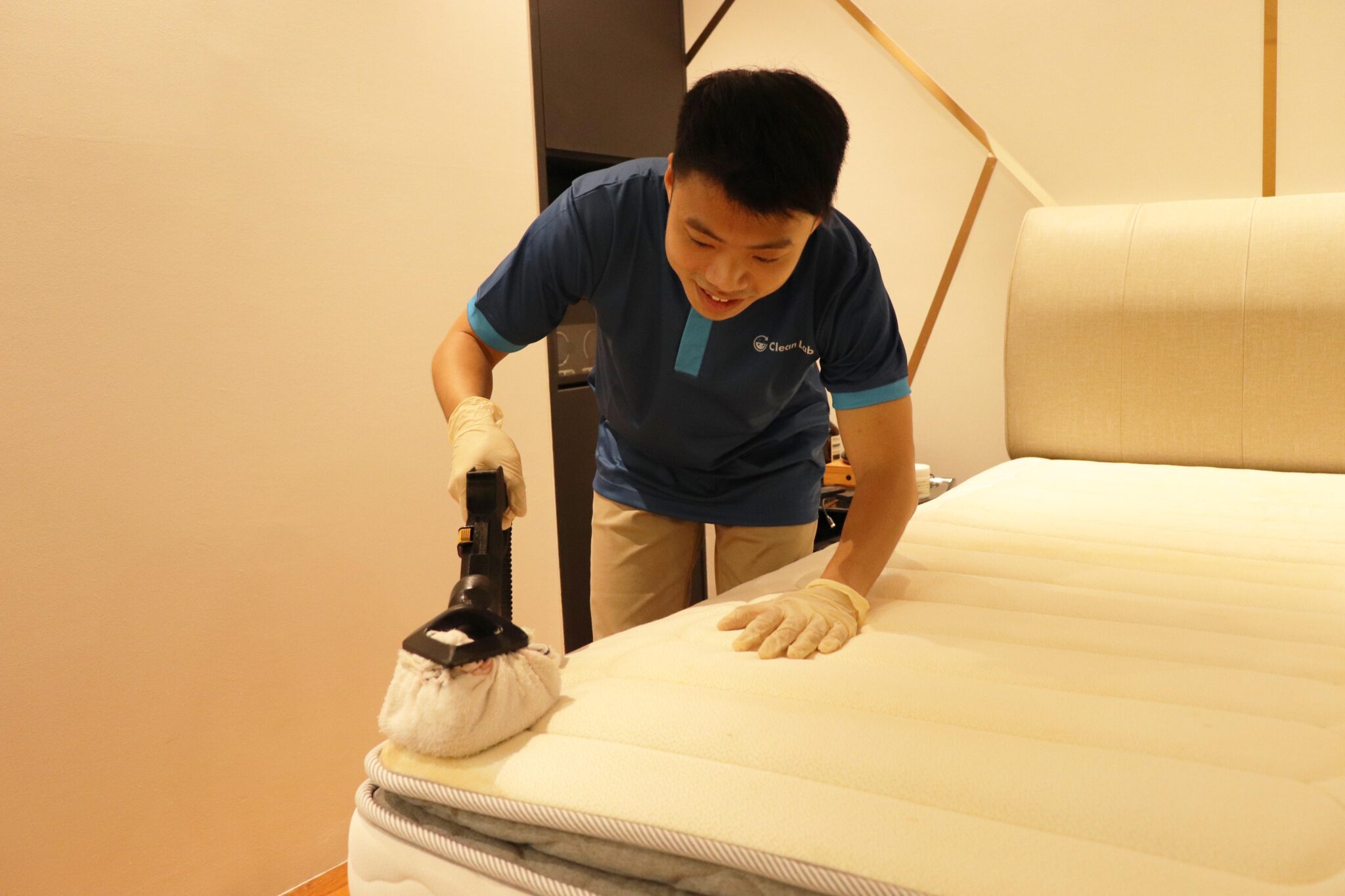 Professional Mattress Cleaning Services In Singapore - Clean Lab